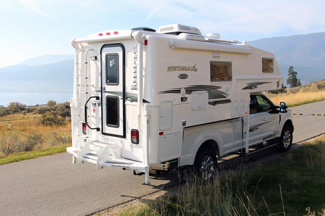 Northern Lite Camper Buyers Guide - Fiberglass Truck Campers