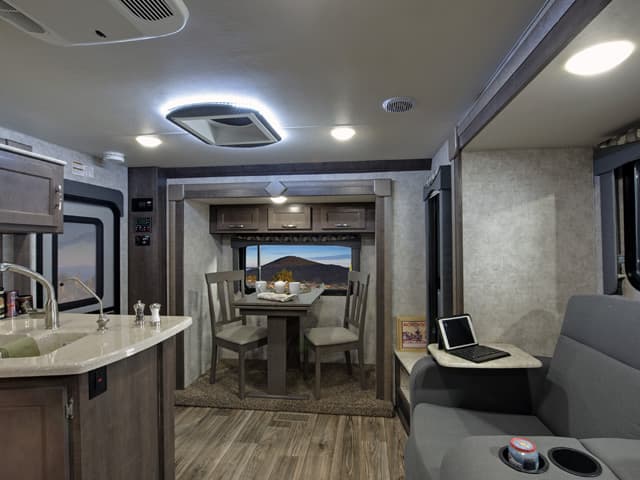 Eagle Cap Camper Buyers Guide - Triple-Slide Truck Campers