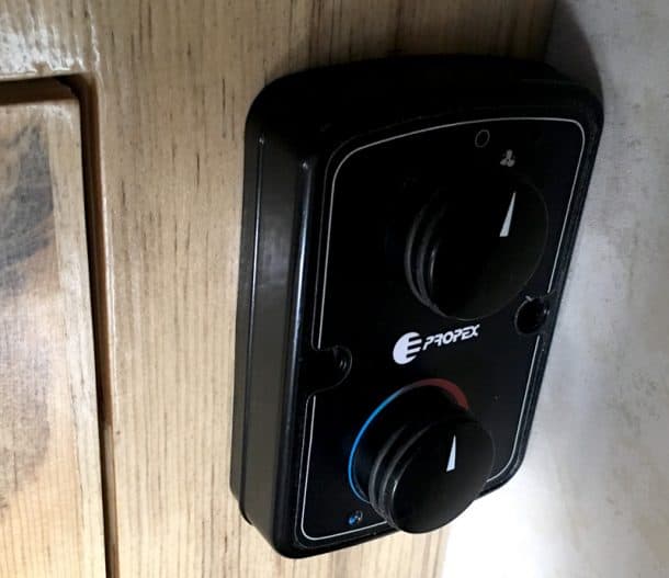 TCM EXCLUSIVE: 2018 Phoenix Mini Max - Truck Camper Magazine